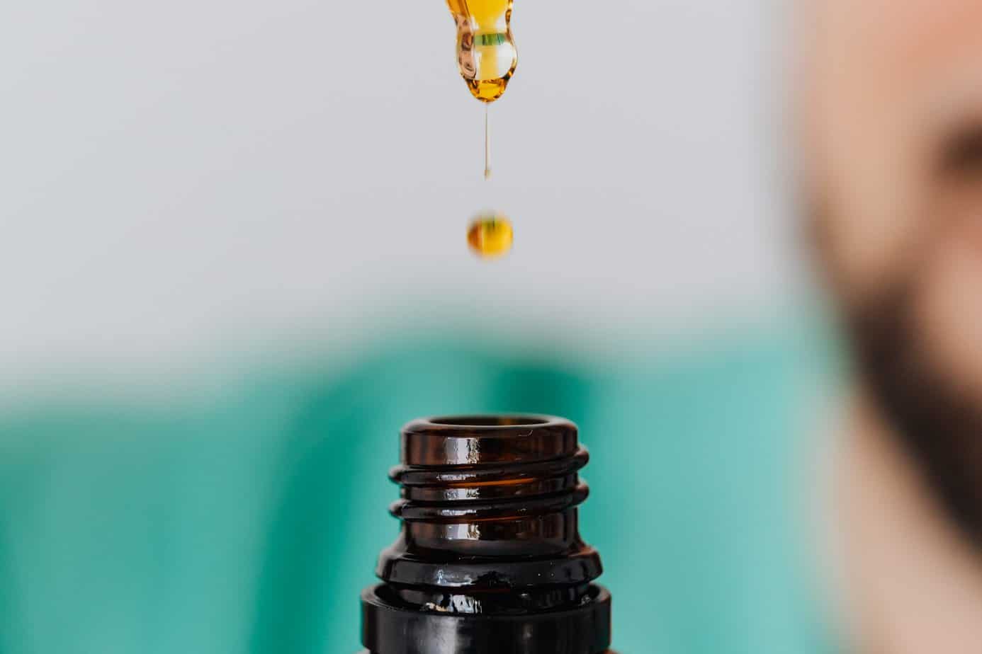 How To Make A Natural DHT Blocker Hair Oil? | A Green Beauty Blog